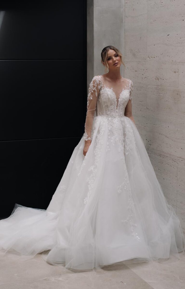 La Premiere Wedding Dresses - Vera's Bridal