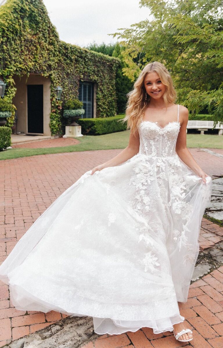 La Premiere Wedding Dresses - Vera's Bridal